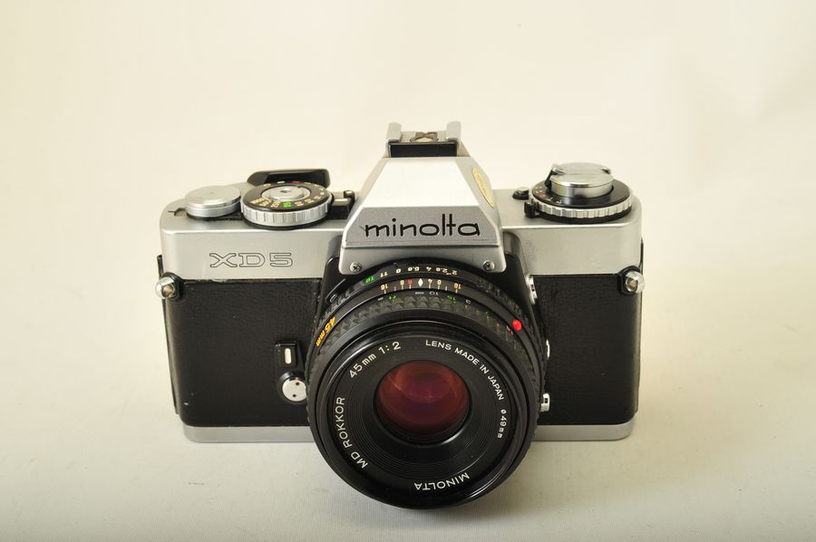 Camera31 :: Minolta XD5 + 45/2.0 Cameras
